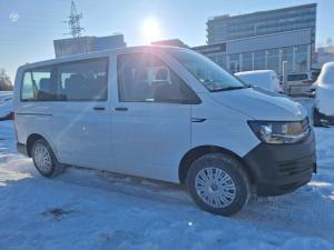 White Volkswagen Transporter 2015 in Vilnius, with an engine capacity of 2.00 L and mileage of 272 thousand km for 11650 €, photo 4 on AUTOMOTO.COM.LV
