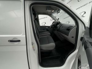 White Volkswagen Transporter 2015 in Vilnius, with an engine capacity of 1.97 L and mileage of 209 thousand km for 11900 €, photo 6 on AUTOMOTO.COM.LV