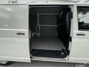 White Volkswagen Transporter 2015 in Vilnius, with an engine capacity of 1.97 L and mileage of 209 thousand km for 11900 €, photo 10 on AUTOMOTO.COM.LV