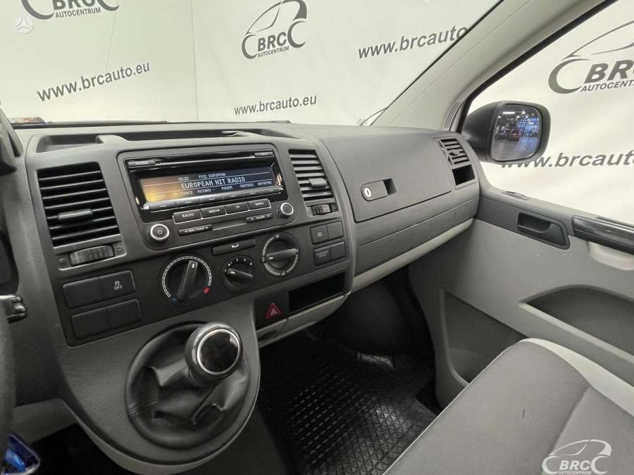 White Volkswagen Transporter 2015 in Vilnius, with an engine capacity of 1.97 L and mileage of 209 thousand km for 11900 €, photo 25 on AUTOMOTO.COM.LV
