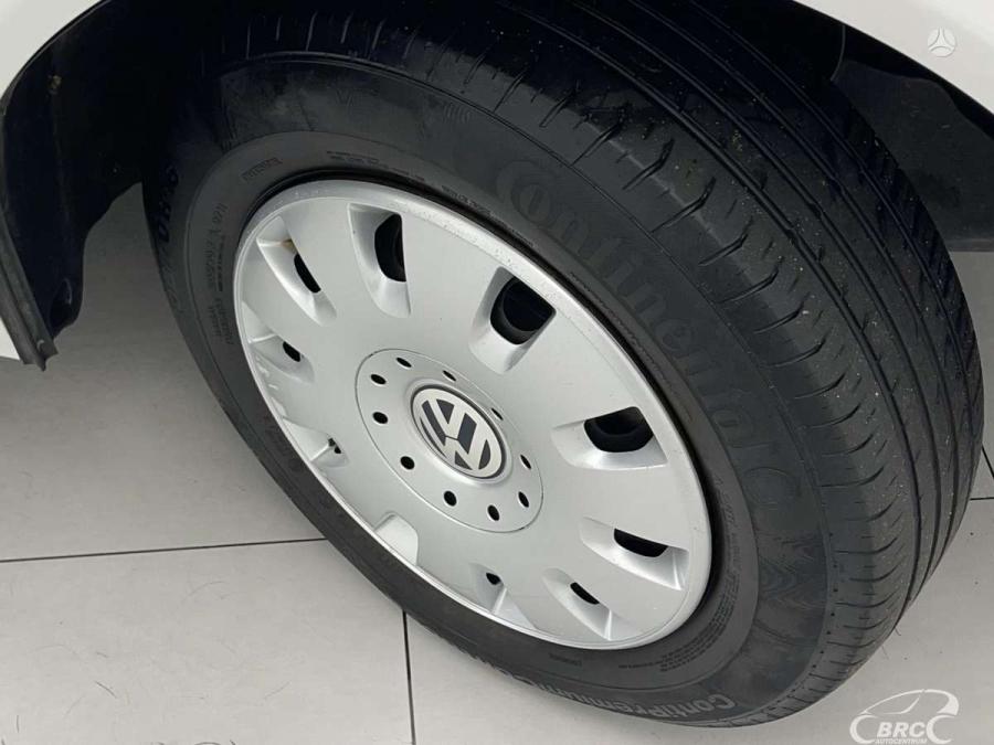 White Volkswagen Transporter 2015 in Vilnius, with an engine capacity of 1.97 L and mileage of 209 thousand km for 11900 €, photo 28 on AUTOMOTO.COM.LV