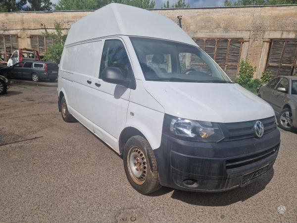 Balts Volkswagen Transporter 2015 Viļņa, ar dzinēja tilpumu 2.00 L un nobraukumu 235 tūkst. km par 10000 €, foto 3 vietnē AUTOMOTO.COM.LV