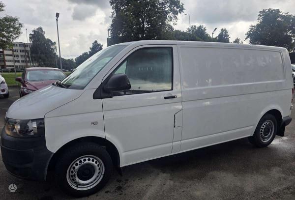 Balts Volkswagen Transporter 2015 Marijampole, ar dzinēja tilpumu 1.97 L un nobraukumu 280 tūkst. km par 4200 €, foto 2 vietnē AUTOMOTO.COM.LV