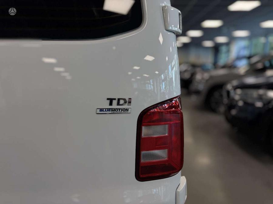 Белый Фольксваген Transporter 2015 в Клайпеда, объемом двигателя 2.00 л и пробегом 271 тыс. км за 14950 €, фото 19 на AUTOMOTO.COM.LV