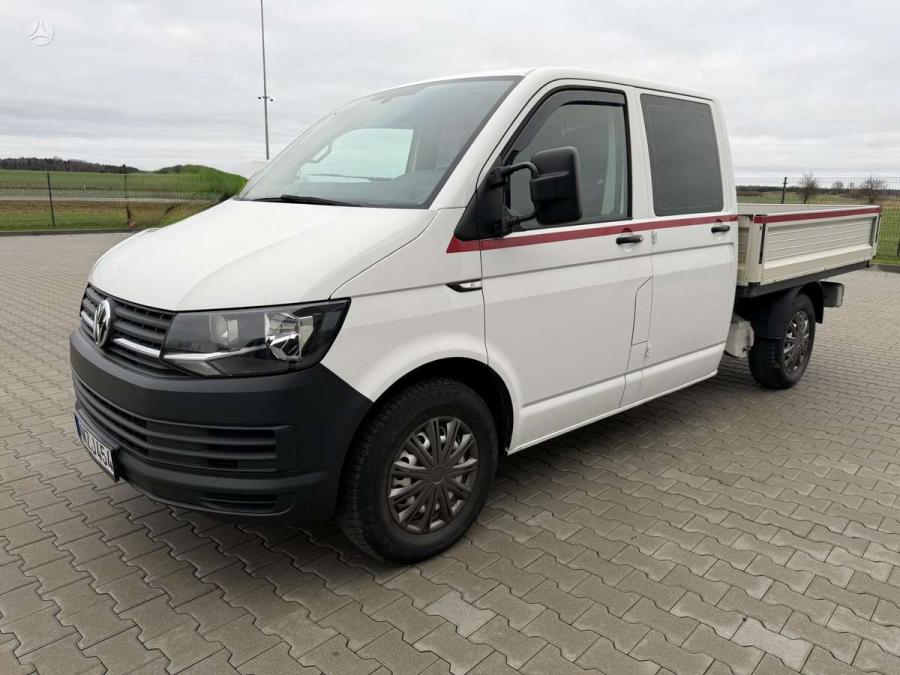 Balts Volkswagen Transporter 2016 Šauļi, ar dzinēja tilpumu 1.97 L un nobraukumu 244 tūkst. km par 15400 €, foto 1 vietnē AUTOMOTO.COM.LV