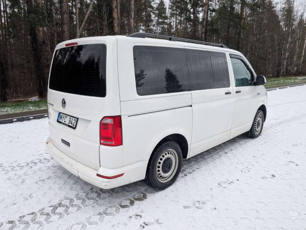 White Volkswagen Transporter 2016 in Vilnius, with an engine capacity of 1.97 L and mileage of 315 thousand km for 12900 €, photo 4 on AUTOMOTO.COM.LV