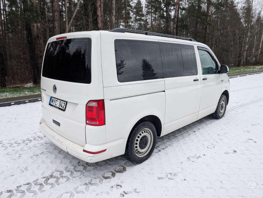Balts Volkswagen Transporter 2016 Viļņa, ar dzinēja tilpumu 1.97 L un nobraukumu 315 tūkst. km par 12900 €, foto 4 vietnē AUTOMOTO.COM.LV