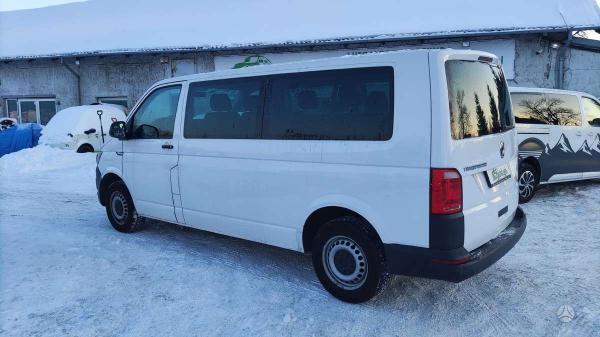 White Volkswagen Transporter 2016 in Klaipeda, with an engine capacity of 1.97 L and mileage of 184 thousand km for 13850 €, photo 5 on AUTOMOTO.COM.LV