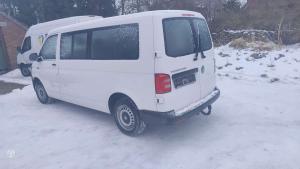 White Volkswagen Transporter 2016 in Jonava, with an engine capacity of 2.00 L and mileage of 280 thousand km for 11300 €, photo 3 on AUTOMOTO.COM.LV