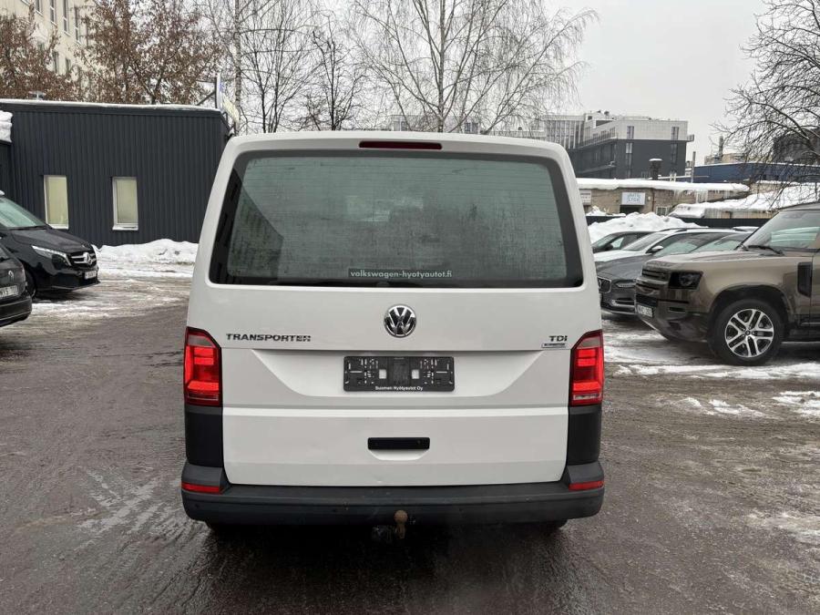 Balts Volkswagen Transporter 2016 Viļņa, ar dzinēja tilpumu 2.00 L un nobraukumu 244 tūkst. km par 9700 €, foto 3 vietnē AUTOMOTO.COM.LV