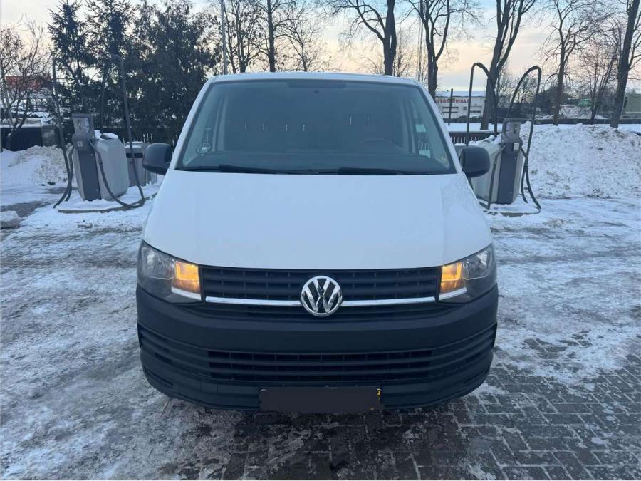 Balts Volkswagen Transporter 2016 Tauragė, ar dzinēja tilpumu 1.97 L un nobraukumu 190 tūkst. km par 6900 €, foto 3 vietnē AUTOMOTO.COM.LV