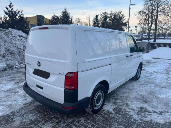 White Volkswagen Transporter 2016 in Taurage, with an engine capacity of 1.97 L and mileage of 190 thousand km for 6900 €, photo 5 on AUTOMOTO.COM.LV
