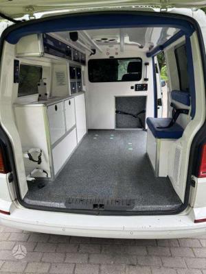 White Volkswagen Transporter 2016 in Vilnius, with an engine capacity of 1.97 L and mileage of 353 thousand km for 9000 €, photo 9 on AUTOMOTO.COM.LV