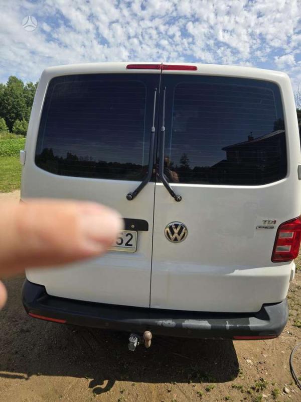 Balts Volkswagen Transporter 2016 Viļņa, ar dzinēja tilpumu 1.97 L un nobraukumu 340 tūkst. km par 8650 €, foto 6 vietnē AUTOMOTO.COM.LV