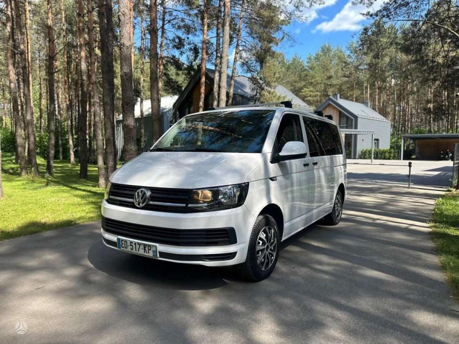 White Volkswagen Transporter 2016 in Vilnius, with an engine capacity of 1.97 L and mileage of 349 thousand km for 11900 €, photo 1 on AUTOMOTO.COM.LV