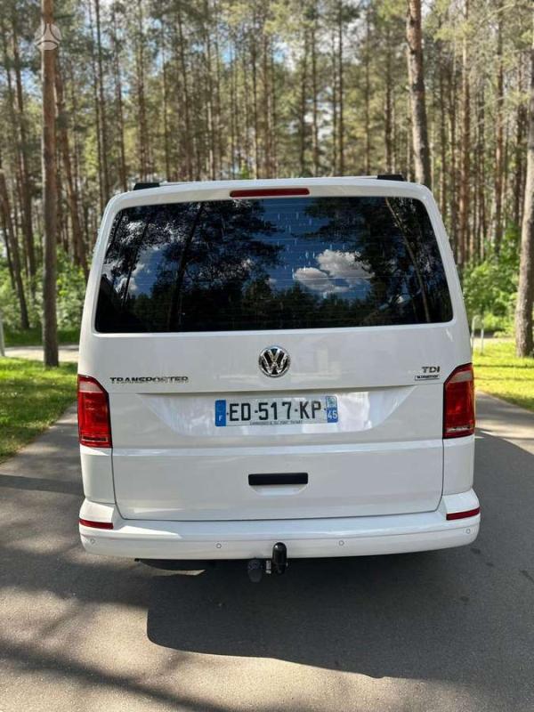 White Volkswagen Transporter 2016 in Vilnius, with an engine capacity of 1.97 L and mileage of 349 thousand km for 11900 €, photo 6 on AUTOMOTO.COM.LV
