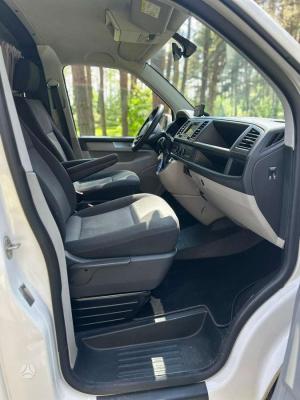 White Volkswagen Transporter 2016 in Vilnius, with an engine capacity of 1.97 L and mileage of 349 thousand km for 11900 €, photo 15 on AUTOMOTO.COM.LV
