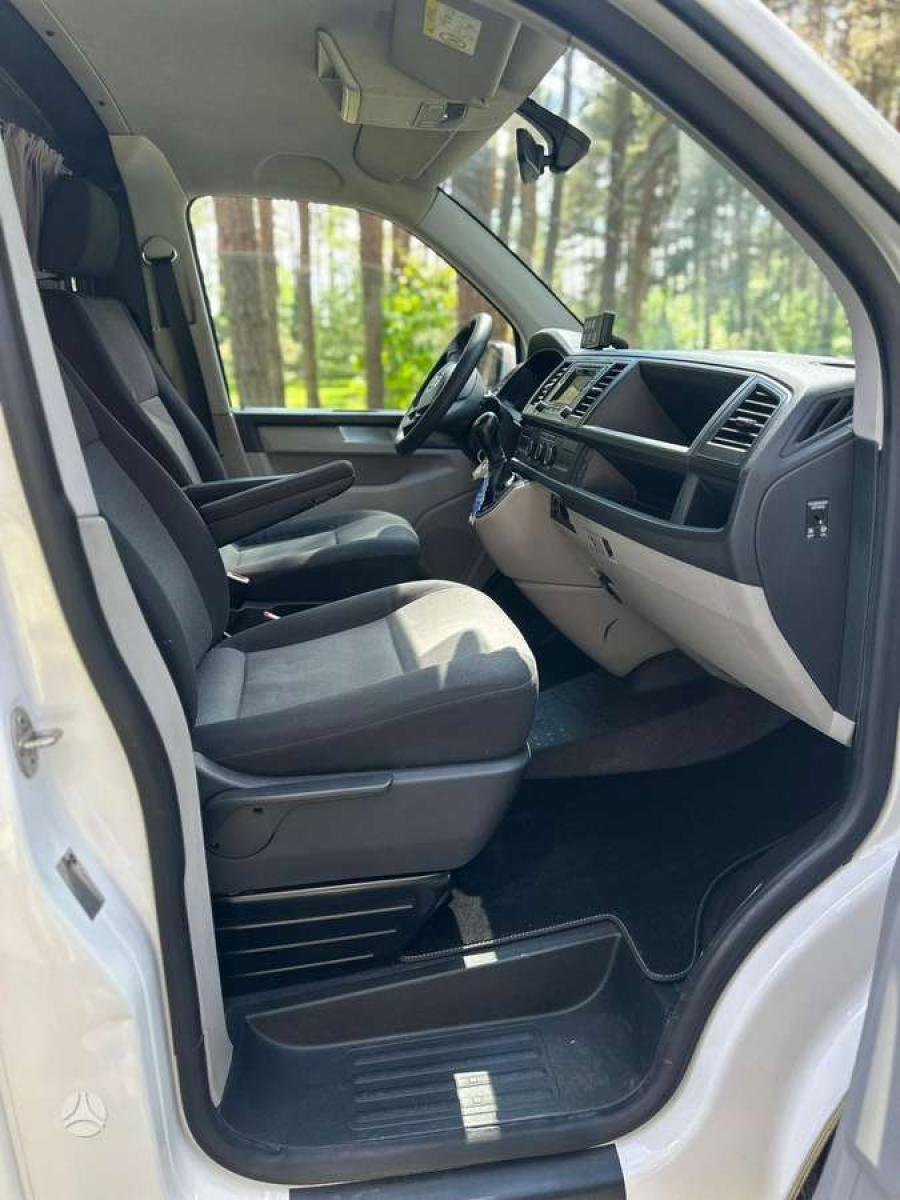 White Volkswagen Transporter 2016 in Vilnius, with an engine capacity of 1.97 L and mileage of 349 thousand km for 11900 €, photo 15 on AUTOMOTO.COM.LV