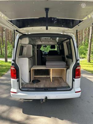White Volkswagen Transporter 2016 in Vilnius, with an engine capacity of 1.97 L and mileage of 349 thousand km for 11900 €, photo 21 on AUTOMOTO.COM.LV
