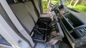 Balts Volkswagen Transporter 2016 Klaipėda, ar dzinēja tilpumu 2.00 L un nobraukumu 287 tūkst. km par 11990 €, foto 6 vietnē AUTOMOTO.COM.LV