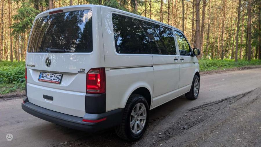 Balts Volkswagen Transporter 2016 Klaipėda, ar dzinēja tilpumu 2.00 L un nobraukumu 287 tūkst. km par 11990 €, foto 28 vietnē AUTOMOTO.COM.LV