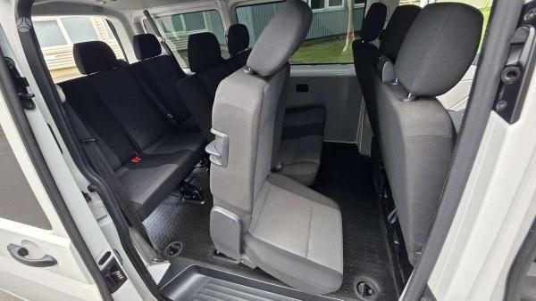 Balts Volkswagen Transporter 2016 Klaipėda, ar dzinēja tilpumu 2.00 L un nobraukumu 287 tūkst. km par 11990 €, foto 3 vietnē AUTOMOTO.COM.LV