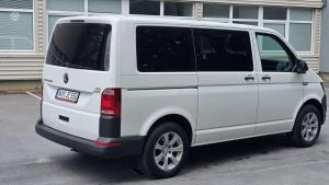 White Volkswagen Transporter 2016 in Klaipeda, with an engine capacity of 2.00 L and mileage of 287 thousand km for 11990 €, photo 7 on AUTOMOTO.COM.LV