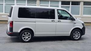 White Volkswagen Transporter 2016 in Klaipeda, with an engine capacity of 2.00 L and mileage of 287 thousand km for 11990 €, photo 13 on AUTOMOTO.COM.LV