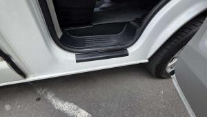 White Volkswagen Transporter 2016 in Klaipeda, with an engine capacity of 2.00 L and mileage of 287 thousand km for 11990 €, photo 25 on AUTOMOTO.COM.LV