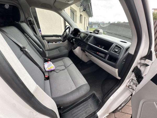 White Volkswagen Transporter 2016 in Siauliai, with an engine capacity of 1.97 L and mileage of 192 thousand km for 14000 €, photo 10 on AUTOMOTO.COM.LV