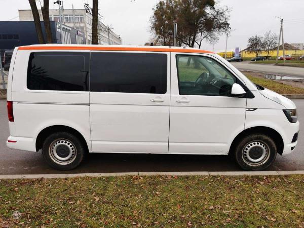 Balts Volkswagen Transporter 2017 Kauņa, ar dzinēja tilpumu 2.00 L un nobraukumu 30 tūkst. km par 6900 €, foto 5 vietnē AUTOMOTO.COM.LV