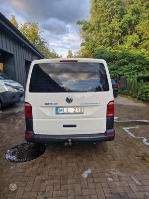 White Volkswagen Transporter 2017 in Kaunas, with an engine capacity of 2.00 L and mileage of 355 thousand km for 11000 €, photo 7 on AUTOMOTO.COM.LV