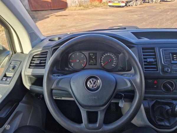White Volkswagen Transporter 2017 in Utena, with an engine capacity of 1.97 L and mileage of 207 thousand km for 7900 €, photo 6 on AUTOMOTO.COM.LV