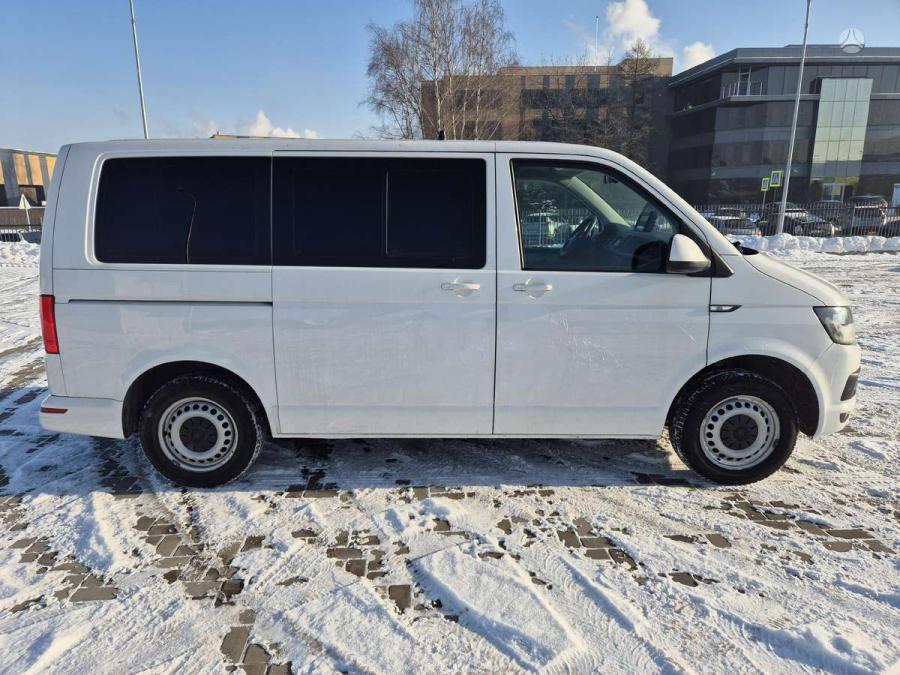 Balts Volkswagen Transporter 2017 Kauņa, ar dzinēja tilpumu 1.97 L un nobraukumu 291 tūkst. km par 9400 €, foto 4 vietnē AUTOMOTO.COM.LV