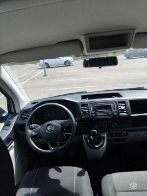 White Volkswagen Transporter 2017 in Siauliai, with an engine capacity of 1.97 L and mileage of 234 thousand km for 17000 €, photo 6 on AUTOMOTO.COM.LV