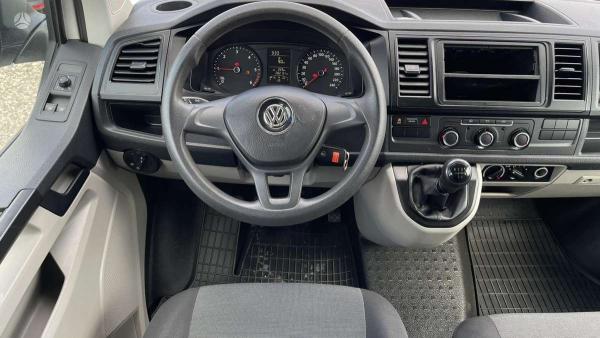 White Volkswagen Transporter 2017 in Marijampole, with an engine capacity of 1.97 L and mileage of 282 thousand km for 12500 €, photo 2 on AUTOMOTO.COM.LV