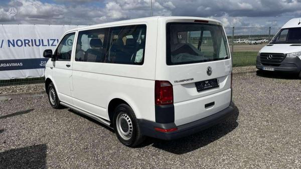 White Volkswagen Transporter 2017 in Marijampole, with an engine capacity of 1.97 L and mileage of 282 thousand km for 12500 €, photo 10 on AUTOMOTO.COM.LV