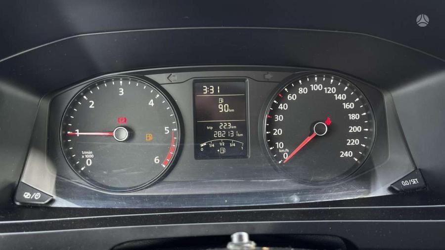 Balts Volkswagen Transporter 2017 Marijampole, ar dzinēja tilpumu 1.97 L un nobraukumu 282 tūkst. km par 12500 €, foto 17 vietnē AUTOMOTO.COM.LV