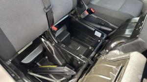 Balts Volkswagen Transporter 2017 Marijampole, ar dzinēja tilpumu 1.97 L un nobraukumu 282 tūkst. km par 12500 €, foto 22 vietnē AUTOMOTO.COM.LV