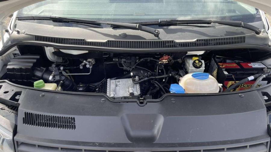 Balts Volkswagen Transporter 2017 Marijampole, ar dzinēja tilpumu 1.97 L un nobraukumu 282 tūkst. km par 12500 €, foto 24 vietnē AUTOMOTO.COM.LV