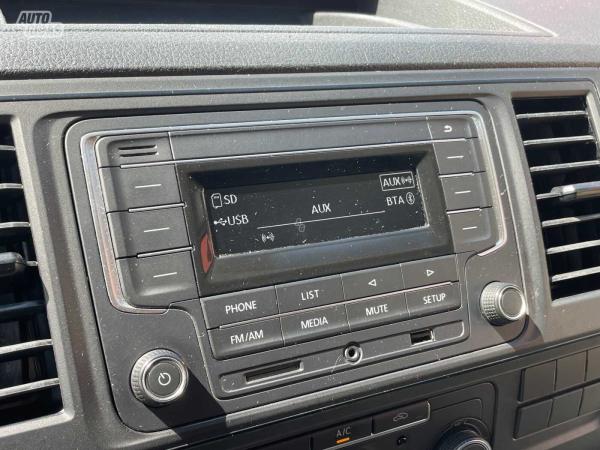 Balts Volkswagen Transporter 2018 Ukmergė, ar dzinēja tilpumu 2.00 L un nobraukumu 151 tūkst. km par 10900 €, foto 11 vietnē AUTOMOTO.COM.LV