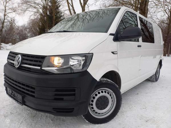White Volkswagen Transporter 2018 in Siauliai, with an engine capacity of 2.00 L and mileage of 114 thousand km for 12950 €, photo 8 on AUTOMOTO.COM.LV