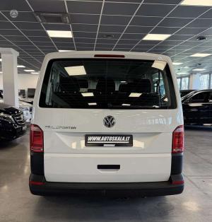 White Volkswagen Transporter 2018 in Klaipeda, with an engine capacity of 2.00 L and mileage of 220 thousand km for 18500 €, photo 15 on AUTOMOTO.COM.LV