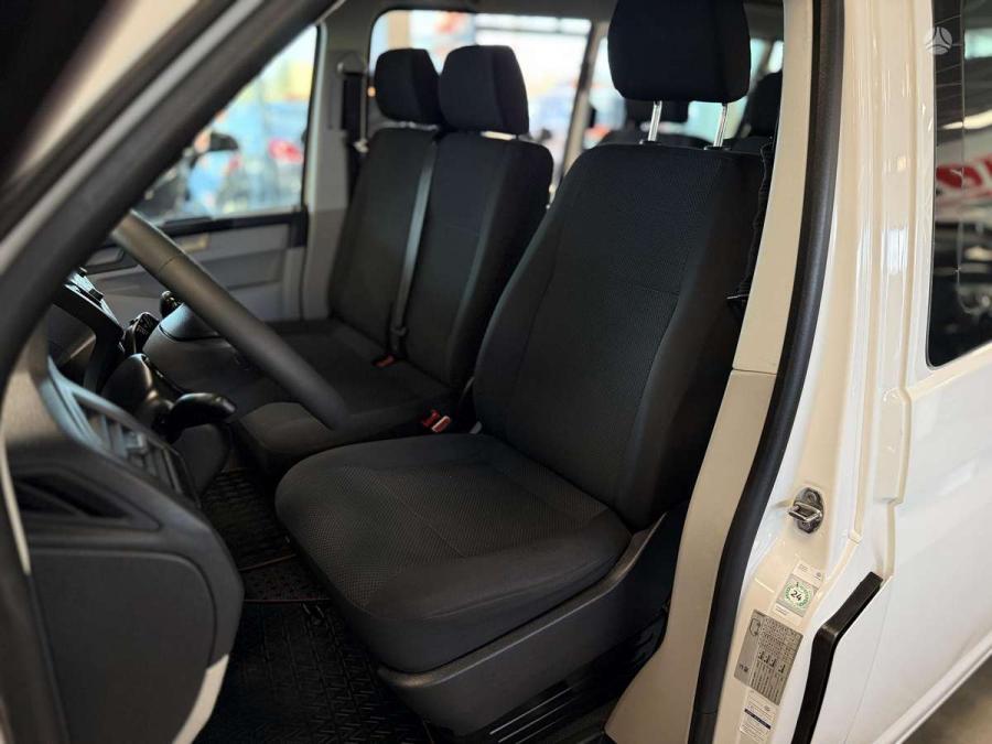 White Volkswagen Transporter 2018 in Klaipeda, with an engine capacity of 2.00 L and mileage of 220 thousand km for 18500 €, photo 23 on AUTOMOTO.COM.LV