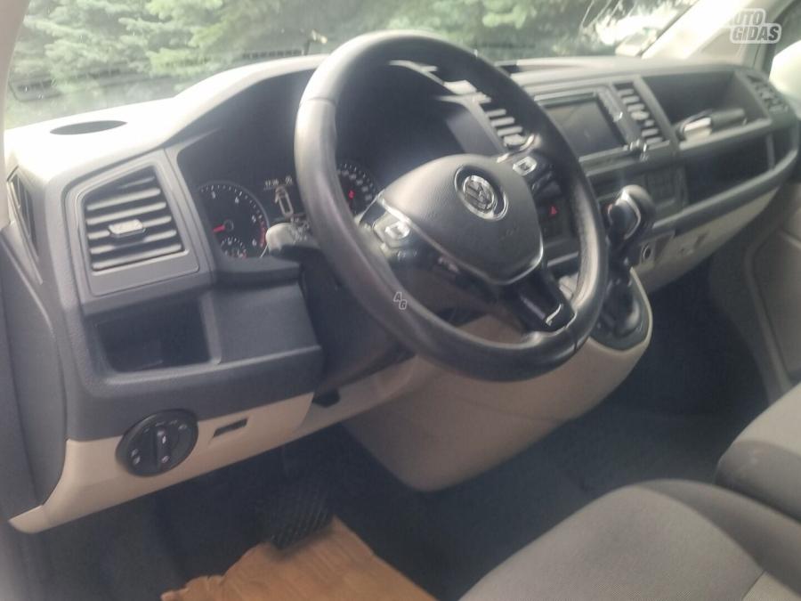 Balts Volkswagen Transporter 2018 Utena, ar dzinēja tilpumu 2.00 L un nobraukumu 268 tūkst. km par 9900 €, foto 8 vietnē AUTOMOTO.COM.LV
