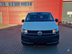 Balts Volkswagen Transporter 2019 Kauņa, ar dzinēja tilpumu 2.00 L un nobraukumu 142 tūkst. km par 16250 €, foto  vietnē AUTOMOTO.COM.LV