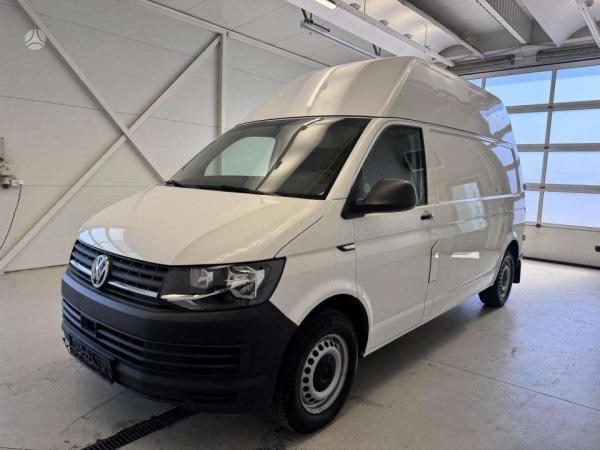 Balts Volkswagen Transporter 2019 Radviliškis, ar dzinēja tilpumu 1.97 L un nobraukumu 137 tūkst. km par 19299 €, foto 1 vietnē AUTOMOTO.COM.LV