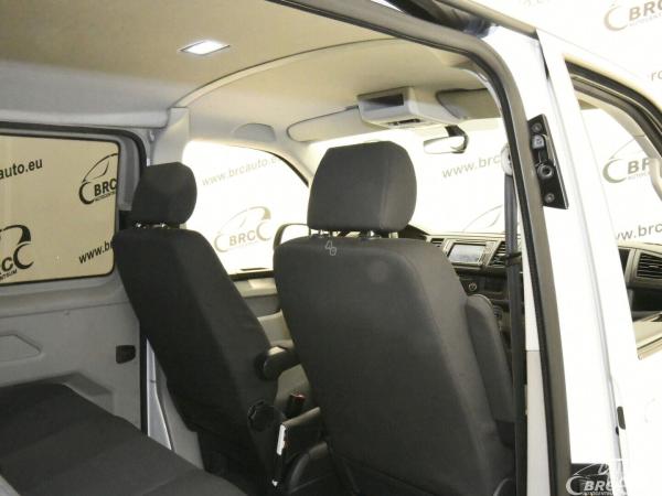 White Volkswagen Transporter 2019 in Avizieniai, with an engine capacity of 2.00 L and mileage of 264 thousand km for 19900 €, photo 10 on AUTOMOTO.COM.LV