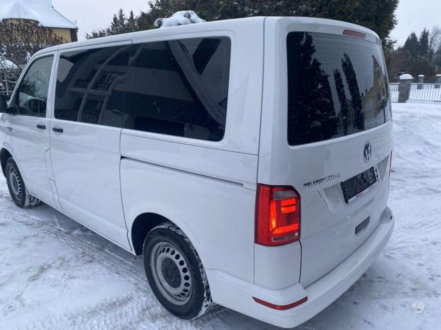 Balts Volkswagen Transporter 2019 Rokiškis, ar dzinēja tilpumu 2.00 L un nobraukumu 290 tūkst. km par 12000 €, foto 13 vietnē AUTOMOTO.COM.LV