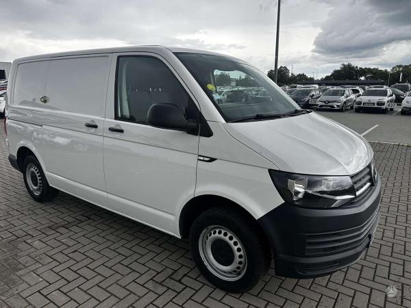 White Volkswagen Transporter 2019 in Taurage, with an engine capacity of 2.00 L and mileage of 213 thousand km for 8500 €, photo 3 on AUTOMOTO.COM.LV